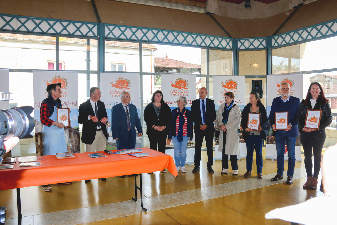 A successful Cittaslow Market in Mirande on May 13th. | Cittaslow ...